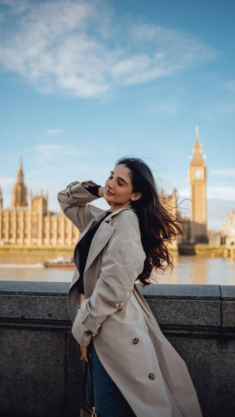 Who Is Juhi Bhatt? Meet Ranveer Allahbadia's Girlfriend, Influencer ...